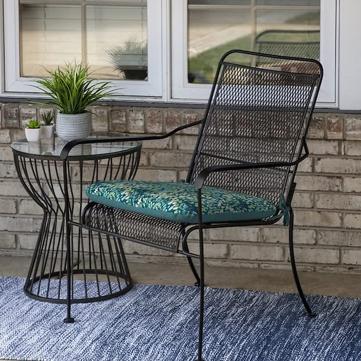 Contemporary Teal Waves Replacement Cushion 19 x 18 x 2.5 in (Set of 2 Shipped in Re-sealable Vacuum Storage Bag) for Outdoor Patio Furniture