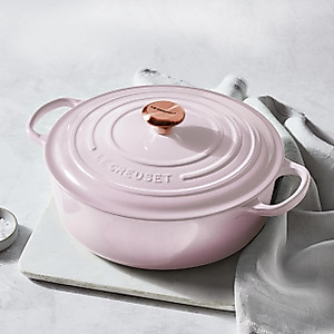 Le Creuset Signature 6.75-quart Round Wide Oven with Copper Knob - Enameled Cast Iron (Shallot)