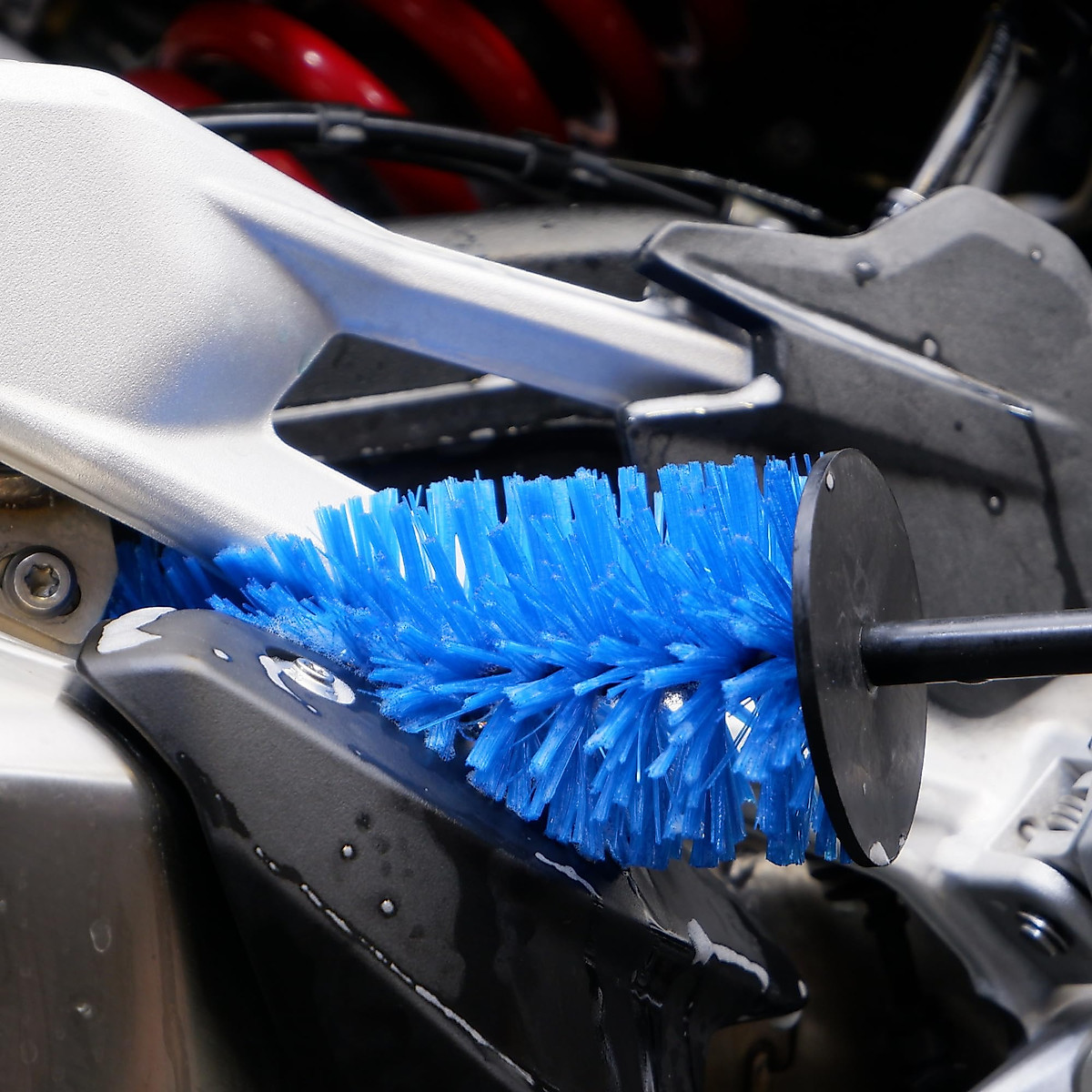 Motorcycle Cleaning Brush Kit 6 Pack, Easy Reach Brush, Chain Brush,Wool Wash Mitt, Stiff Tire Brush, Detailing Brush& Microfiber Towel for Motorcycle Mudguard, Rims,Exhaust, Frame Detailing Wash Kit