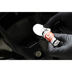 Gtechniq - C5 Wheel Armour - Long Term Protection for Wheels and Rims (1-2 Years), Repels Brake Dust and Contaminants, Safe on Brake Calipers, Withstands Temperatures up to 1112F (30 milliliters)