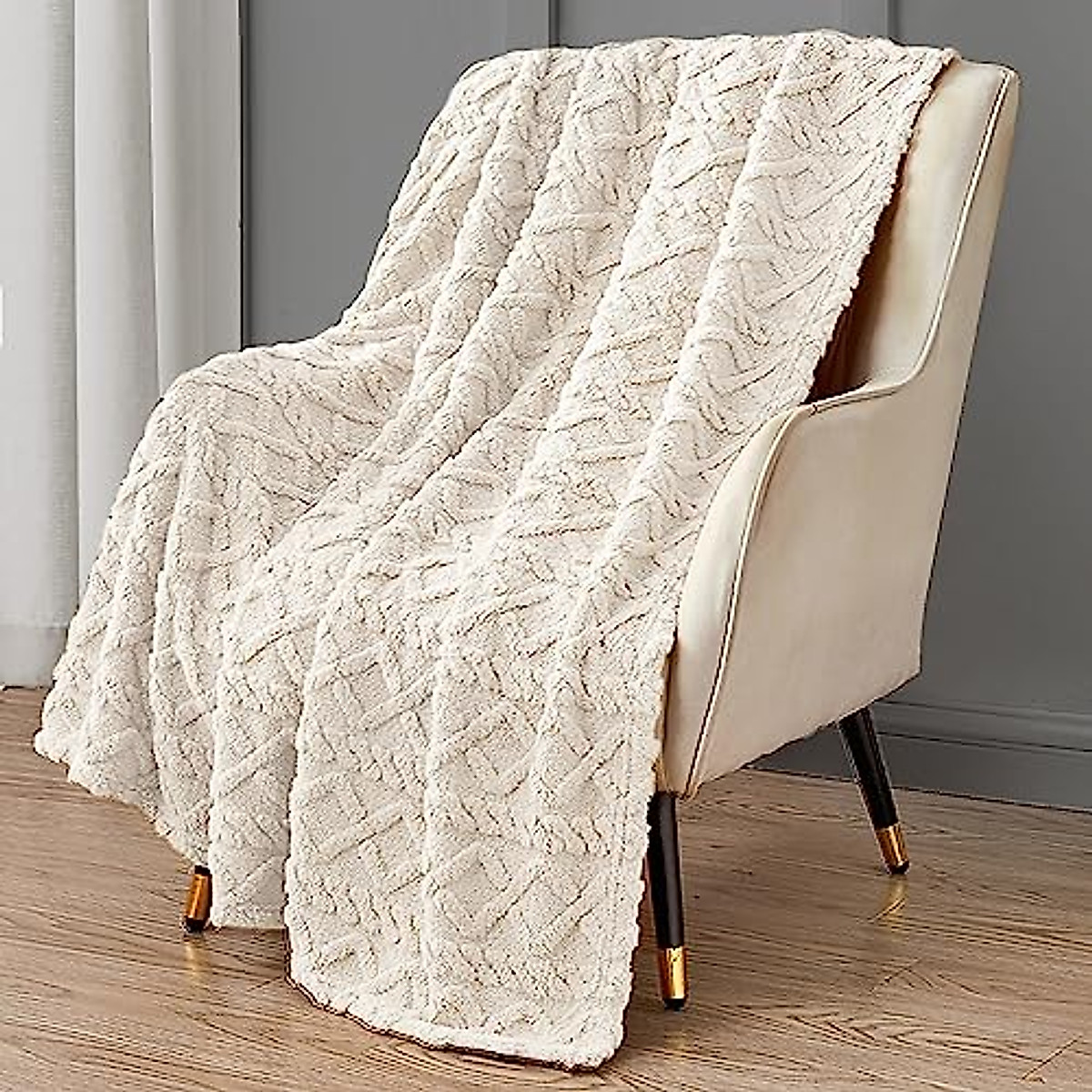 Edenleaf Sherpa Fleece Throw Blankets for Couch - Decorative Cream Throws Blanket with Stylish Pattern for Couch Sofa Living Room and Bed-All Season Blanket (Cream, 50x70 Inches)