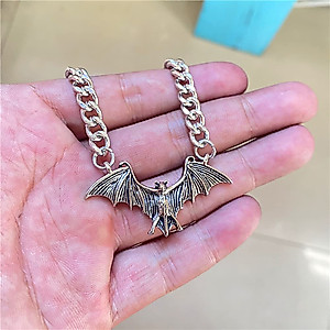 KURTCB Bat Necklace Gothic Punk Cool Heavy Chain Choker Cyber Animal Wing Pendant Necklace for Women Halloween Jewelry
