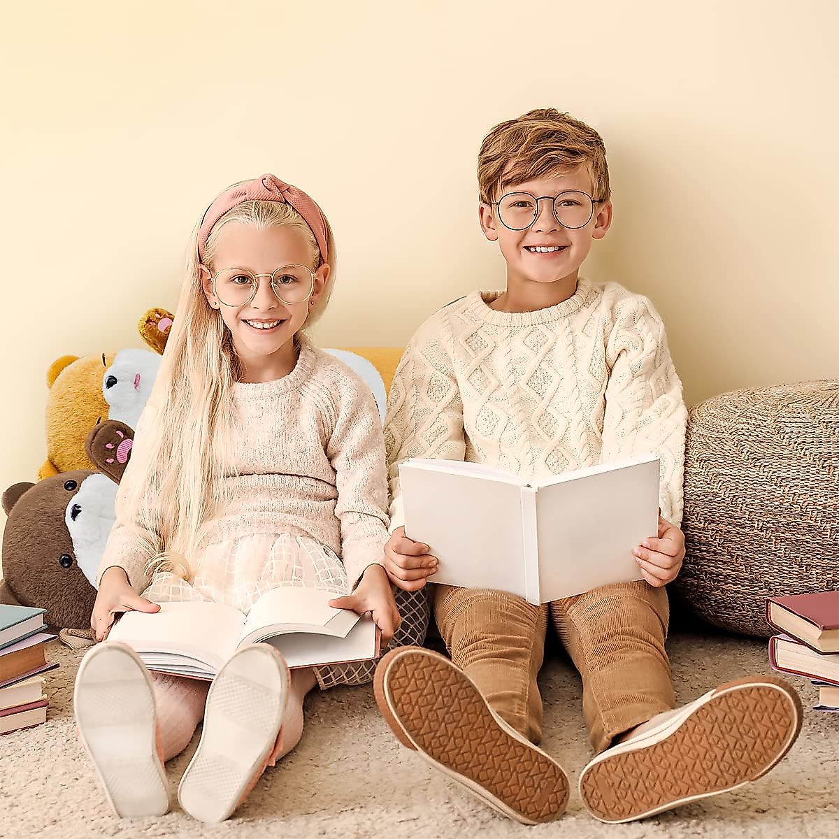 Gisqis Long Otter Plush Pillow, 25.2" Weighted Stuffed Animal Giant Stuffed Otter Animal Big Cute Sea Otter Body Pillow Plushies Soft Baby Otter Stuffed Animal Birthday Gifts for Kids Brown