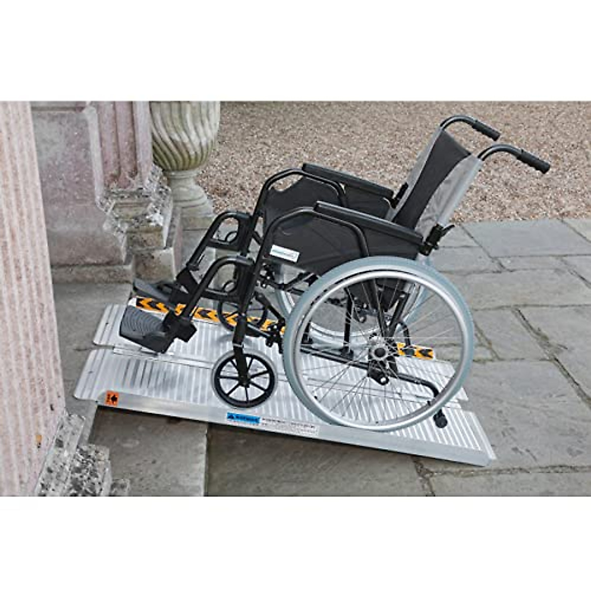 FACHNUO TOOL Wheelchair Ramp 3ft Portable Non-Skid Threshold Ramp 28.3" W x 36''L Aluminum Wheel Chair Ramp for Home Steps Access Entry Doorways with 800lbs Load Capacity