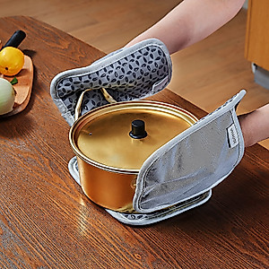 VHAUSE Pot Holders with Pocket Set of 4 - Soft Cotton Hot Pads with Non-Slip Silicone Grip and Hanging Loop - Heat Resistant Kitchen Potholders Trivet Mats for Hot Pots Pans Oven Gray