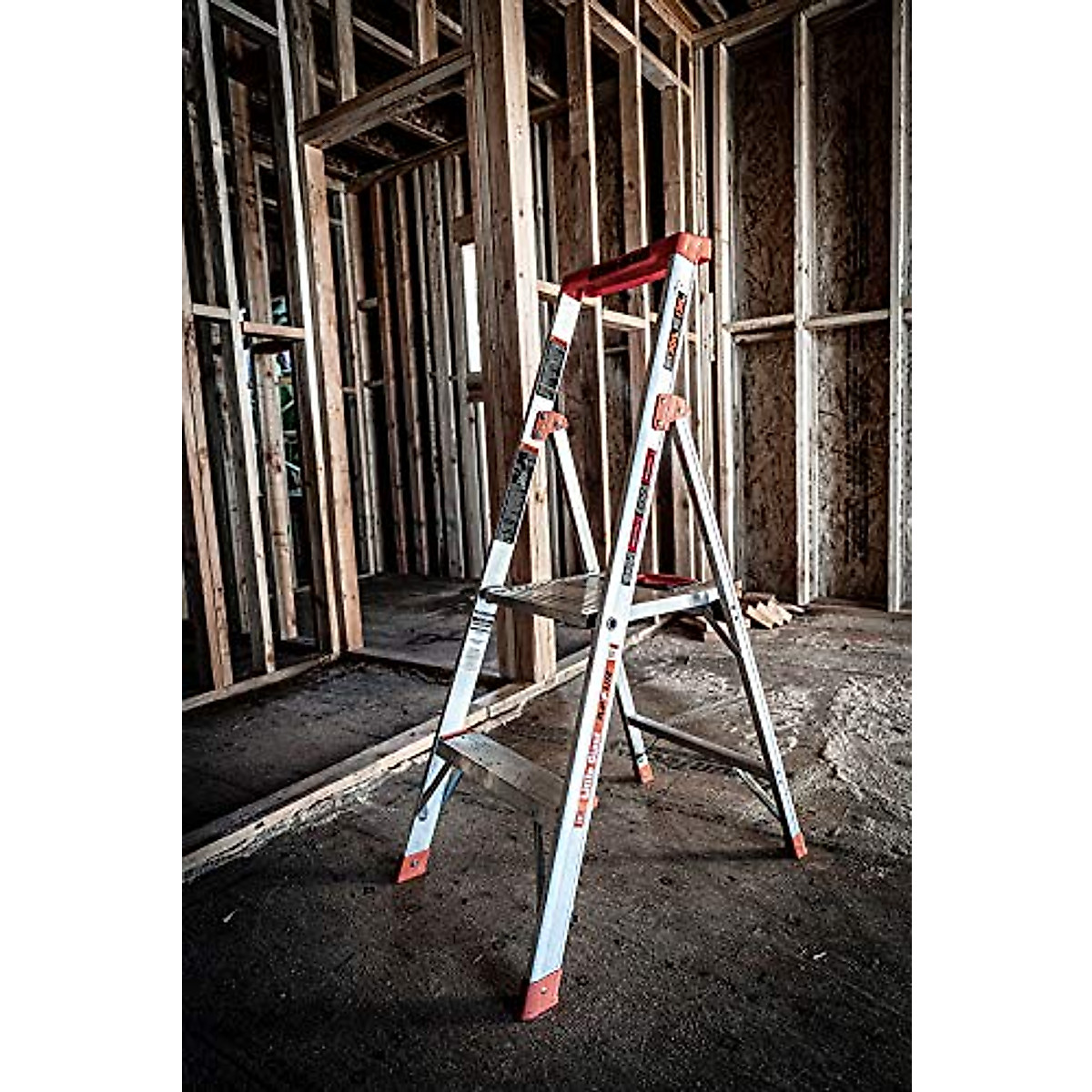 Little Giant Ladder Systems Flip-N-Lite, 4-Foot, Stepladder, Aluminum, Type 1A, 300 Lbs Rated (15272-001)
