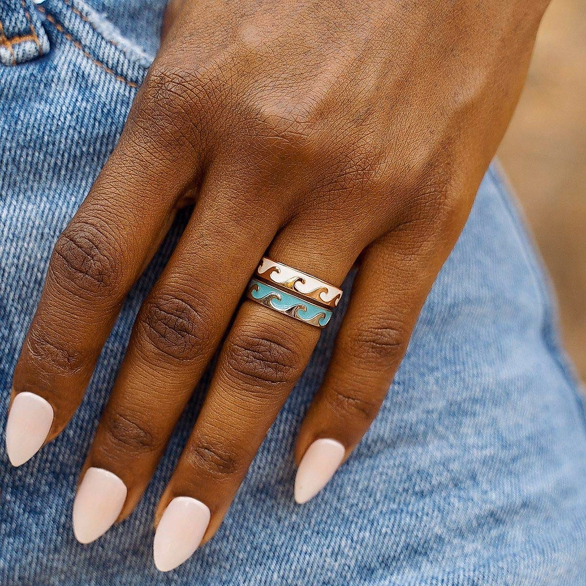 Pura Vida Silver-Plated Reversible Enamel Wave Ring - Brass Band, Size 5