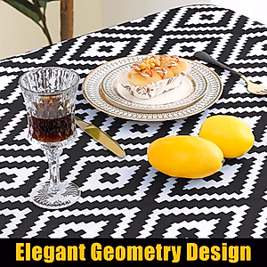 Smiry Rectangle Picnic Table Cloth, Waterproof Elastic Fitted Outdoor Tablecloths for 6 Foot Tables, Wipeable Flannel Backed Vinyl Table Cover for Camping, Dining and Indoor (30"x72", Black)