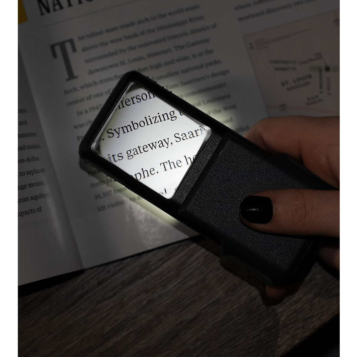 Carson MiniBrite LED Lighted Slide-Out Aspheric Magnifier with Protective Sleeve (PO-55)