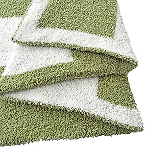 ATMOSURELY Ultra Soft Cozy Knitted Checkered Throw Blanket Microfiber Checkerboard Fluffy Blanket Sage Green Lightweight Fleece Blanket for Travel Sofa Couch 51x63 Inches (Checker Sage Green)