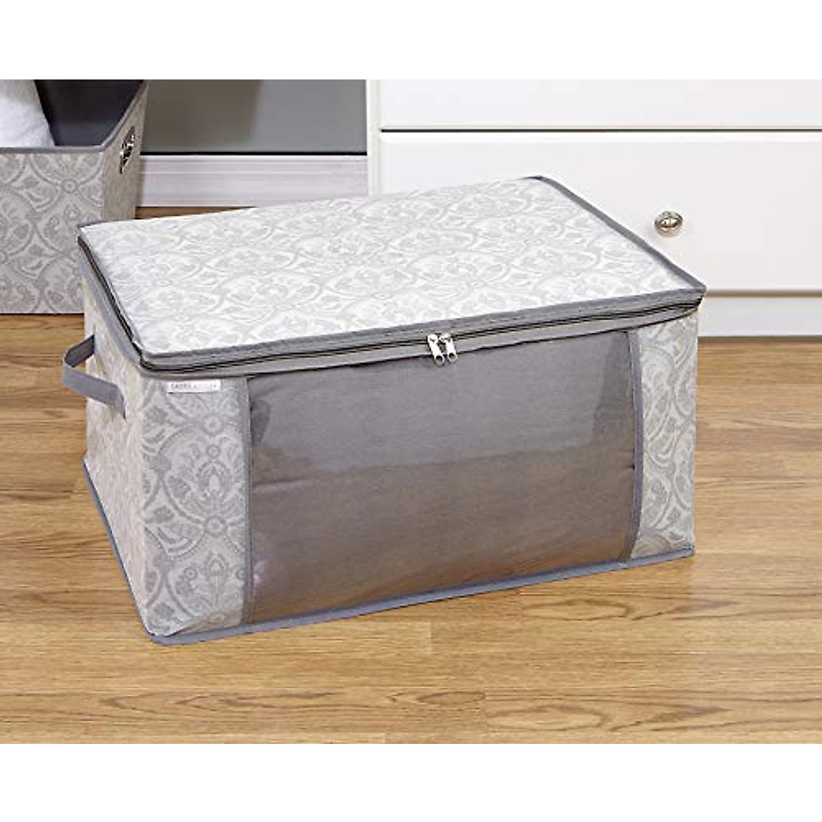 Laura Ashley Non-Woven Blanket Bag, Dimensions : 17.72 L x 23.62 W x 11.81 H inches, Easy Assemble, Perfect for Blankets, Quilts, Fits Easily Under Beds, Home Organization, Grey