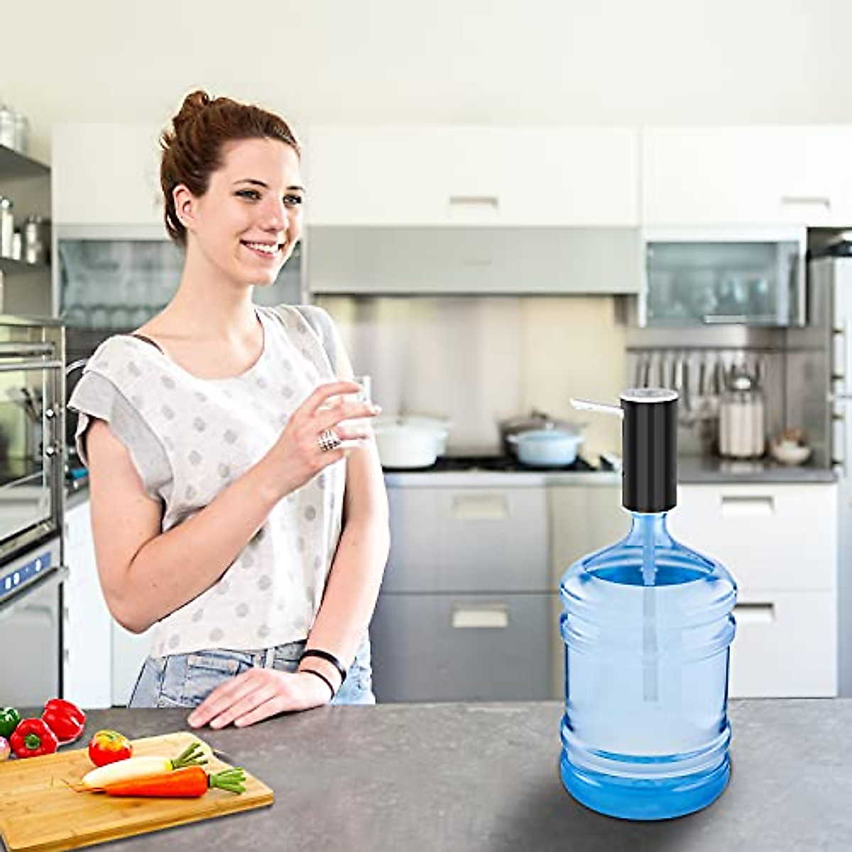 Water Bottle Pump, 2000mAh Battery USB Water jug Pump for 5 Gallon Water Pump,Portable Automatic Water Dispenser Pump for Home Office RV Camp (Foldable) Black