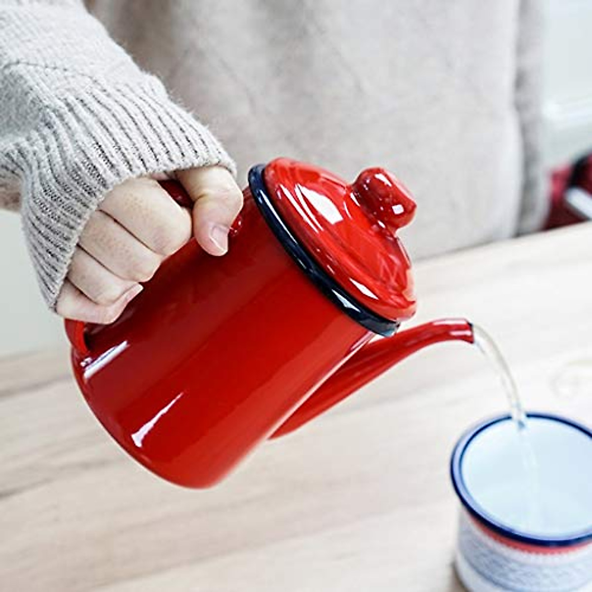 FURLOU Kettle for Stove top Enamel Kettle Red Gooseneck Kettle Creative Retro Stovetop Natural Gas Teapot for Use at Home Or Campsite Kitchen Supplies Teapots
