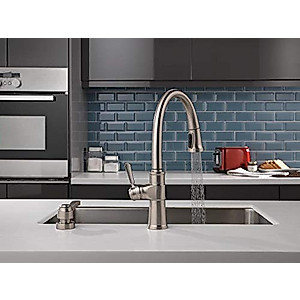 Delta Faucet Spargo Brushed Nickel Kitchen Faucet, Kitchen Faucets with Pull Down Sprayer, Kitchen Sink Faucet, Faucet for Kitchen Sink, Soap Dispenser, SpotShield Stainless 19964Z-SPSD-DST