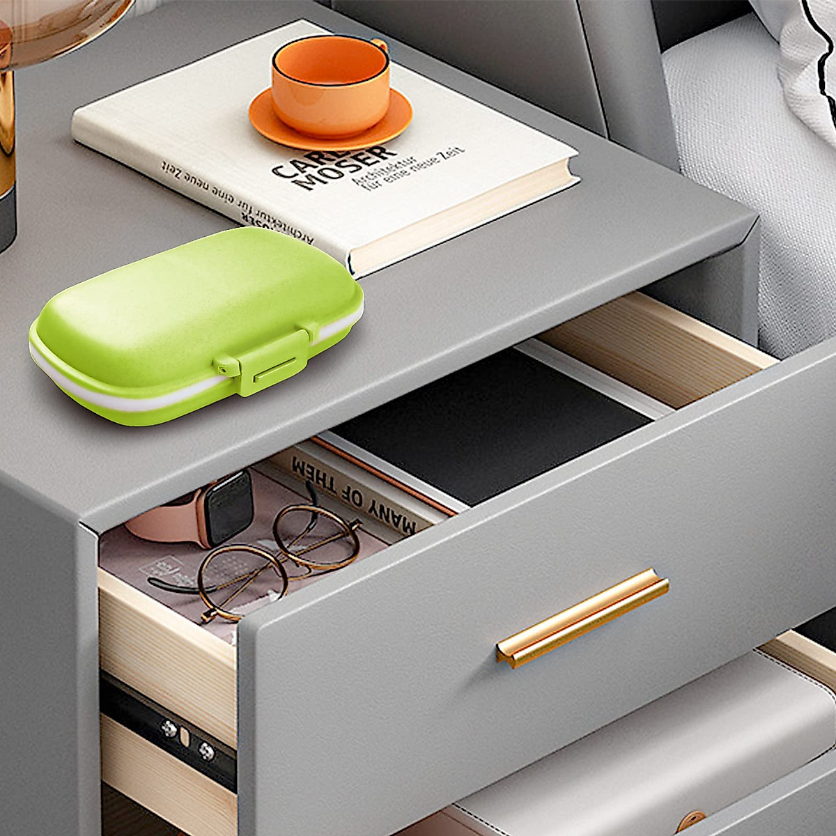 4PCS Travel Pill Organizer, 8 Compartments Portable Pill Case, Small Pill Box for Pocket Purse Portable Medicine Vitamin Container (Green+Blue+Pink+Beige)