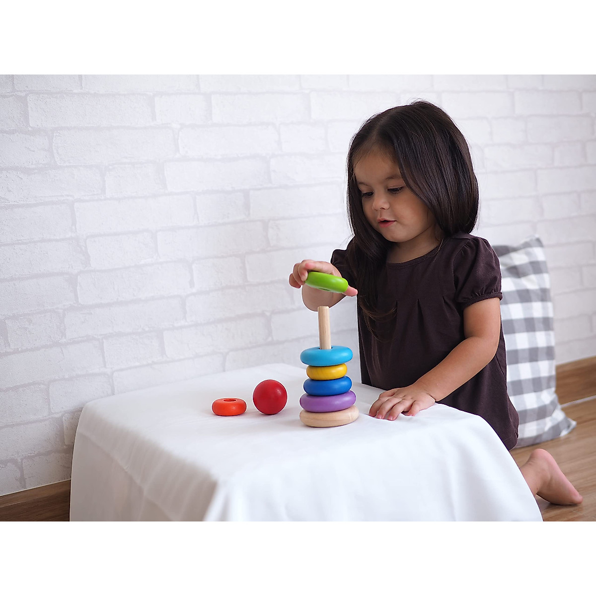 PlanToys Wooden 8 Piece Sorting and Stacking Ring Toy (5124) | Rainbow Color Collection |Sustainably Made from Rubberwood and Non-Toxic Paints and Dyes