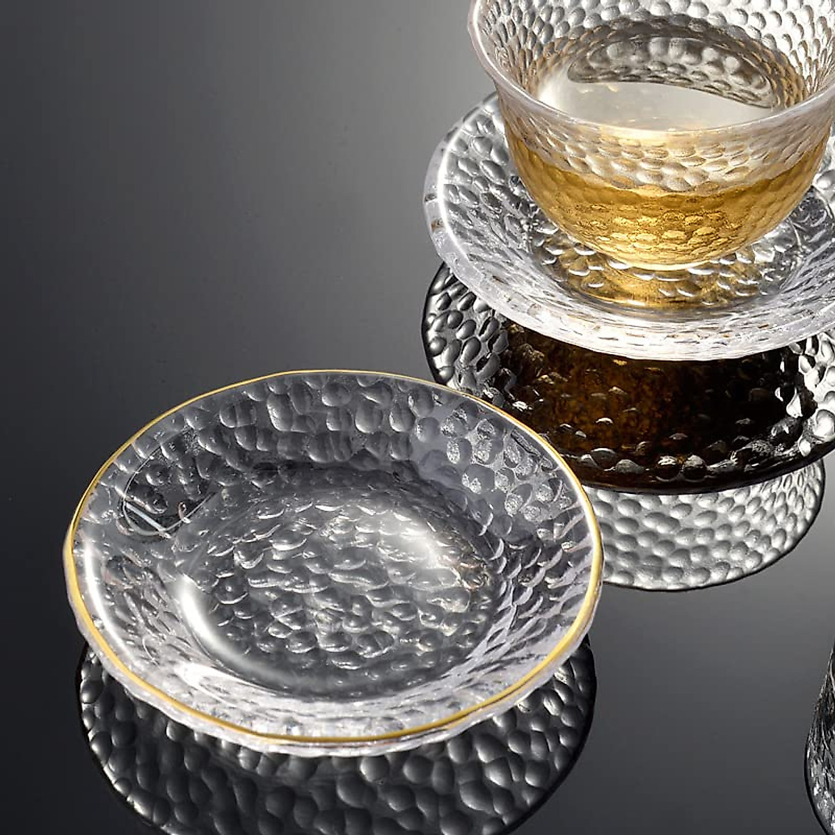 Wowagoga 9 Pcs Small Random Round Glass Saucer Plate Tea Cup Saucer Set for Teacups Coffee Mugs Dessert(82-100mm,Transparent/Gold)