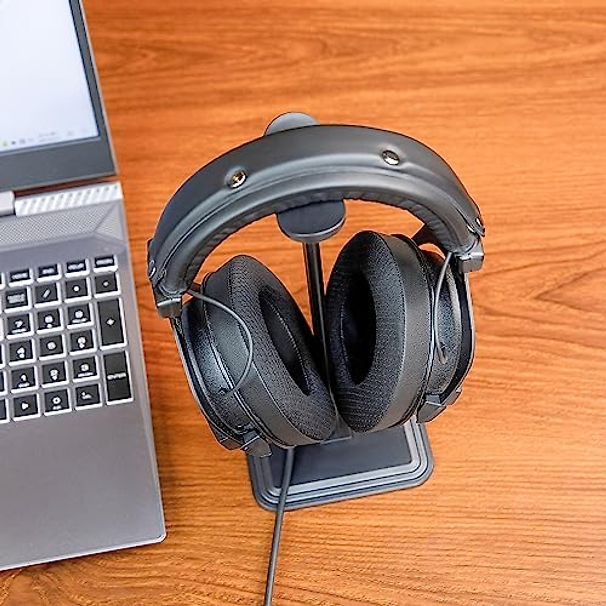 WC Freeze DT770 - Cooling Gel Ear Pads for Beyerdynamic DT770, DT990, DT880, MMX300, DT1770, DT1990 Headphones | Sport Fabric Exterior, Noise Isolation, Enhanced Foam, Cooler for Longer | Black