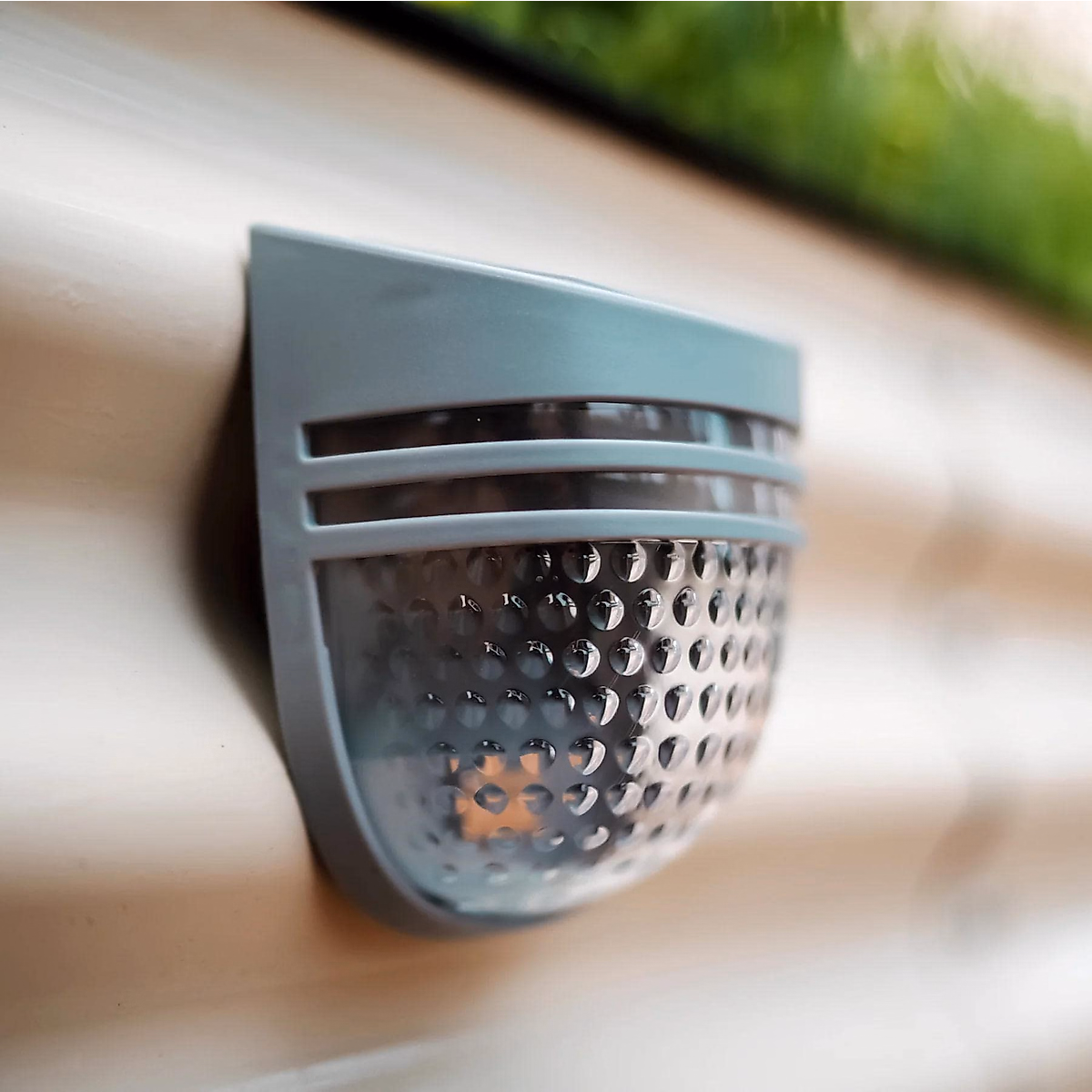 Vego garden Solar Garden Lights with Auto Sensors Magnetize Securely to Beds, IPX4 Waterproof Outdoor LED Light for Patio & Yard 8 Pack