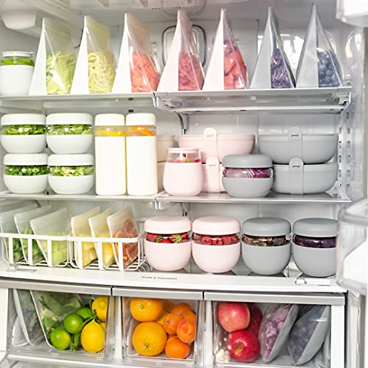 W&P Porter Stand Up Bag 100% Silicone Reusable Food Storage Bag | 36 oz Stand Up - Cream | Cook, Store, or Freeze | Easy Cleaning, Dishwasher-Safe