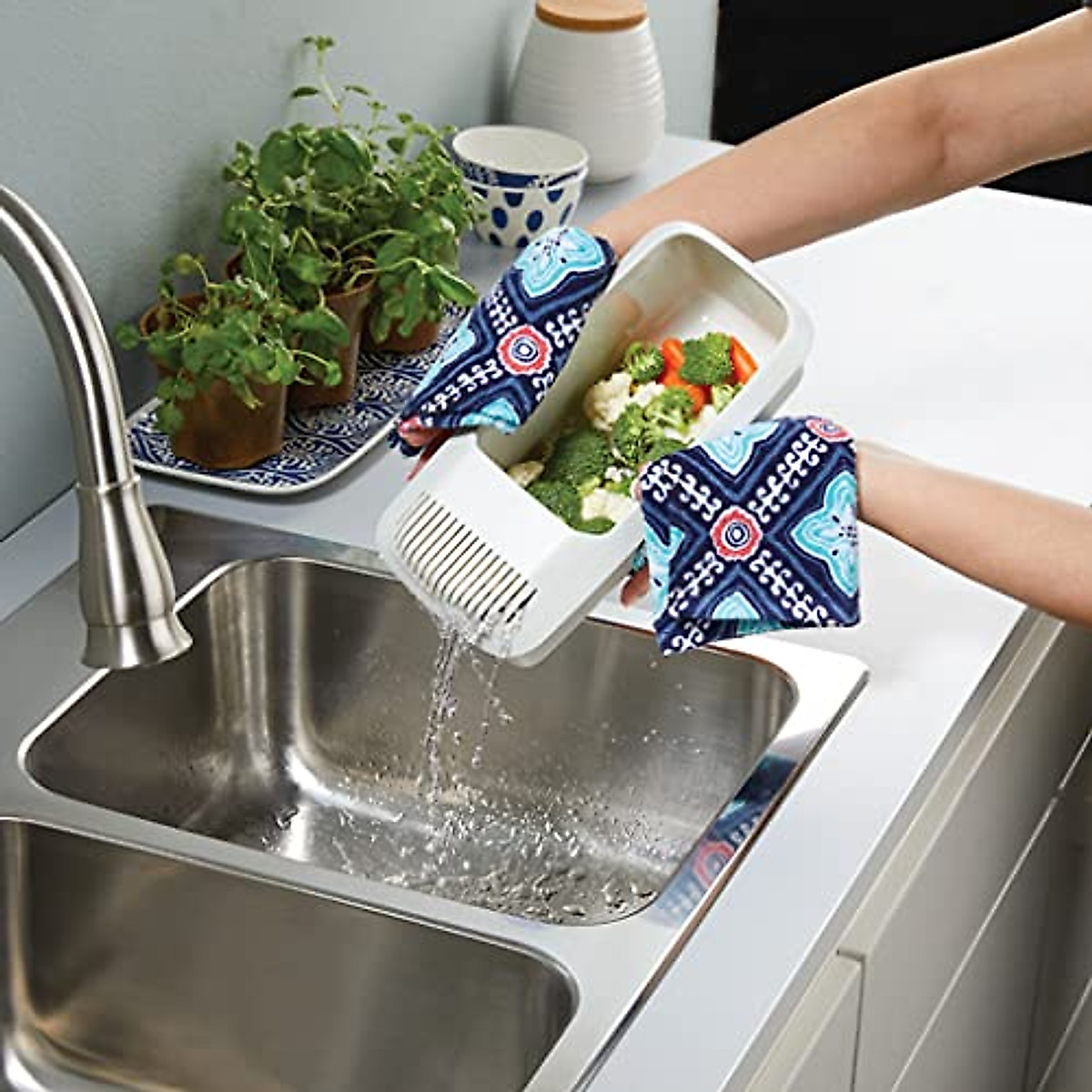 Pasta Cooker,SOFEA Durable Microwave Pasta Cooker with Strainer for Spaghetti Short Pasta Fresh Pasta Heat Resistant Spaghetti Cooker