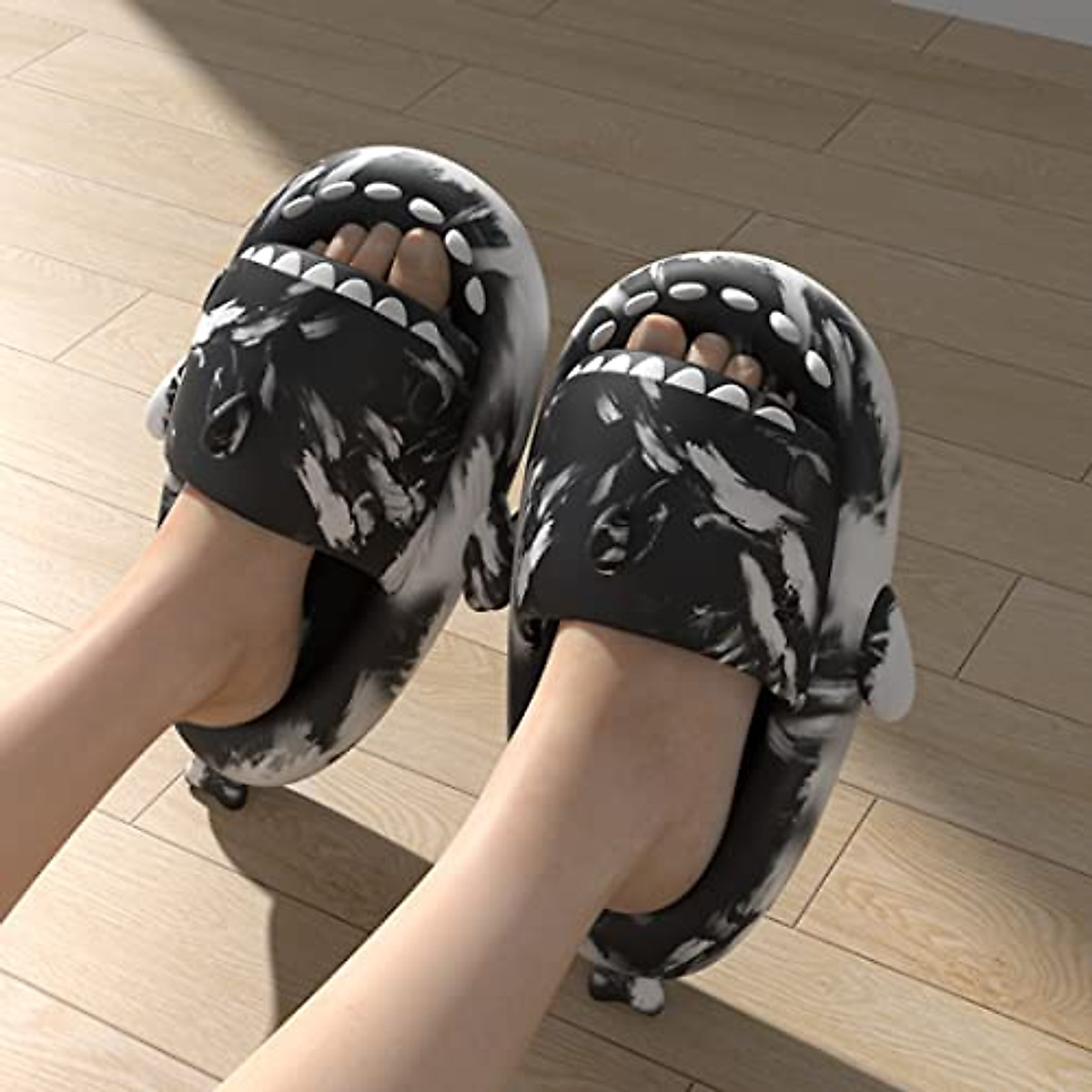 HUAZUMEI Cute Cartoon Shark Slippers,Quick Drying Slippers, Bathroom Slippers Gym Slippers Soft Sole Open Toe House Slippers for Men and Women EVA Platform Black White36-37, 6-7 Women/5-6 Men