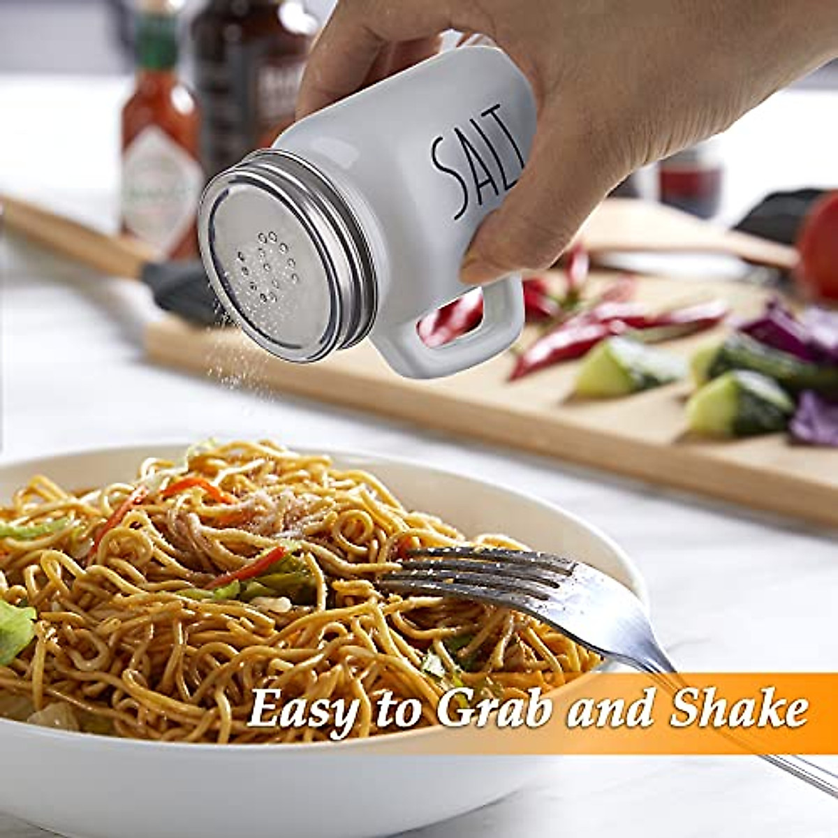 Salt and Pepper Shakers Set, 4 oz Glass Black White Salt Pepper Shaker Set with Stainless Steel Lid, Cute Modern Kitchen Decor, Ideal Gift for Thanksgiving Christmas