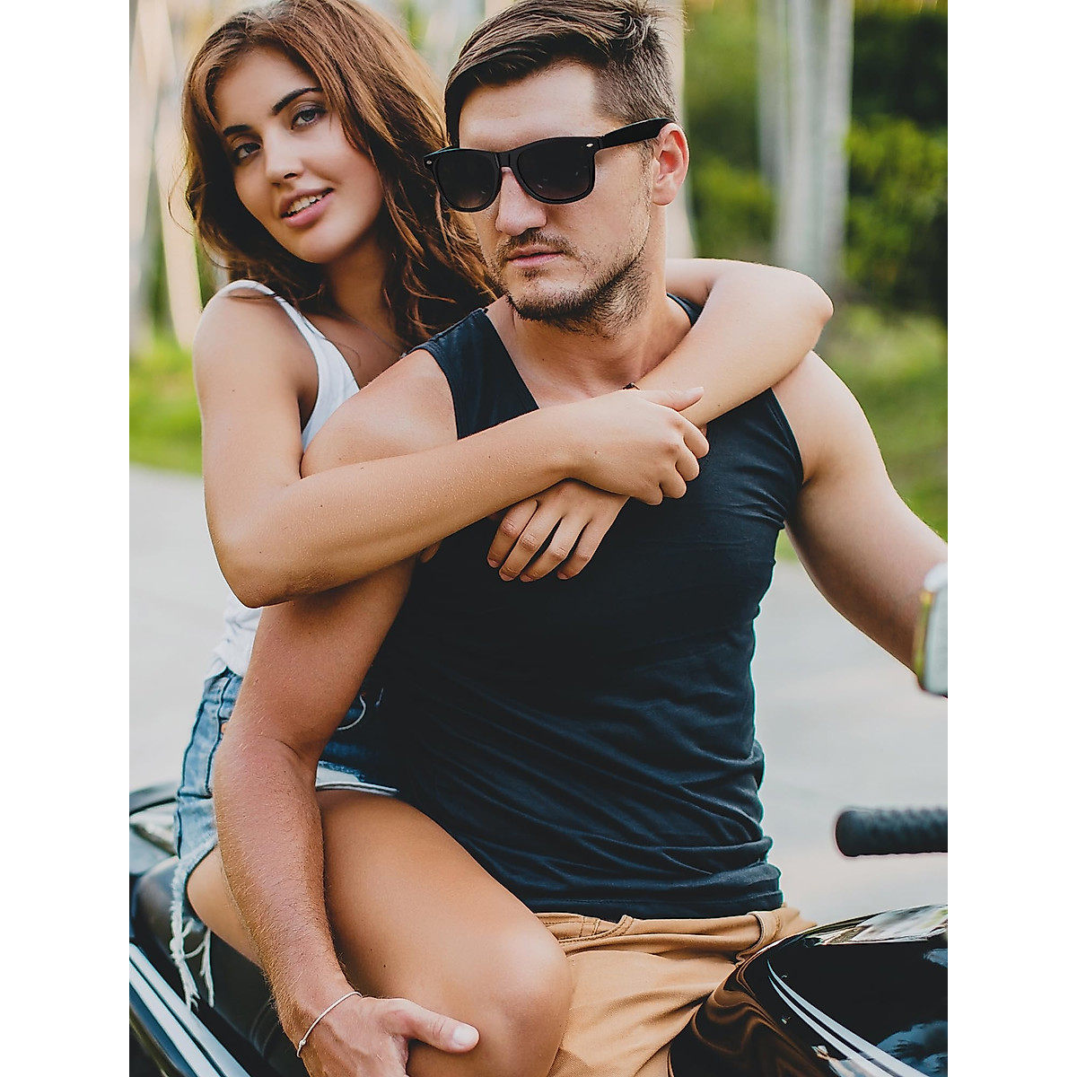 Veda Tinda Vision Oversized Square Sunglasses Trendy Retro Big Black Sunglasses for Women Polarized Men Sunglasses UV Protection