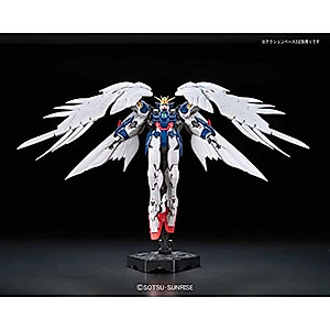 Bandai Hobby - Gundam Wing - Real Grade - 1/144 Endless Waltz 17 Wing Gundam Zero Model Kit