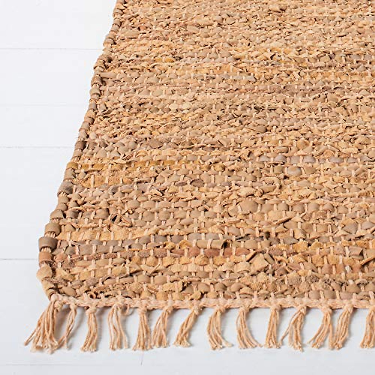 SAFAVIEH Vintage Leather Collection Area Rug - 8' x 10', Light Gold, Handmade Boho Fringe Leather, Ideal for High Traffic Areas in Living Room, Bedroom (VTL501D)