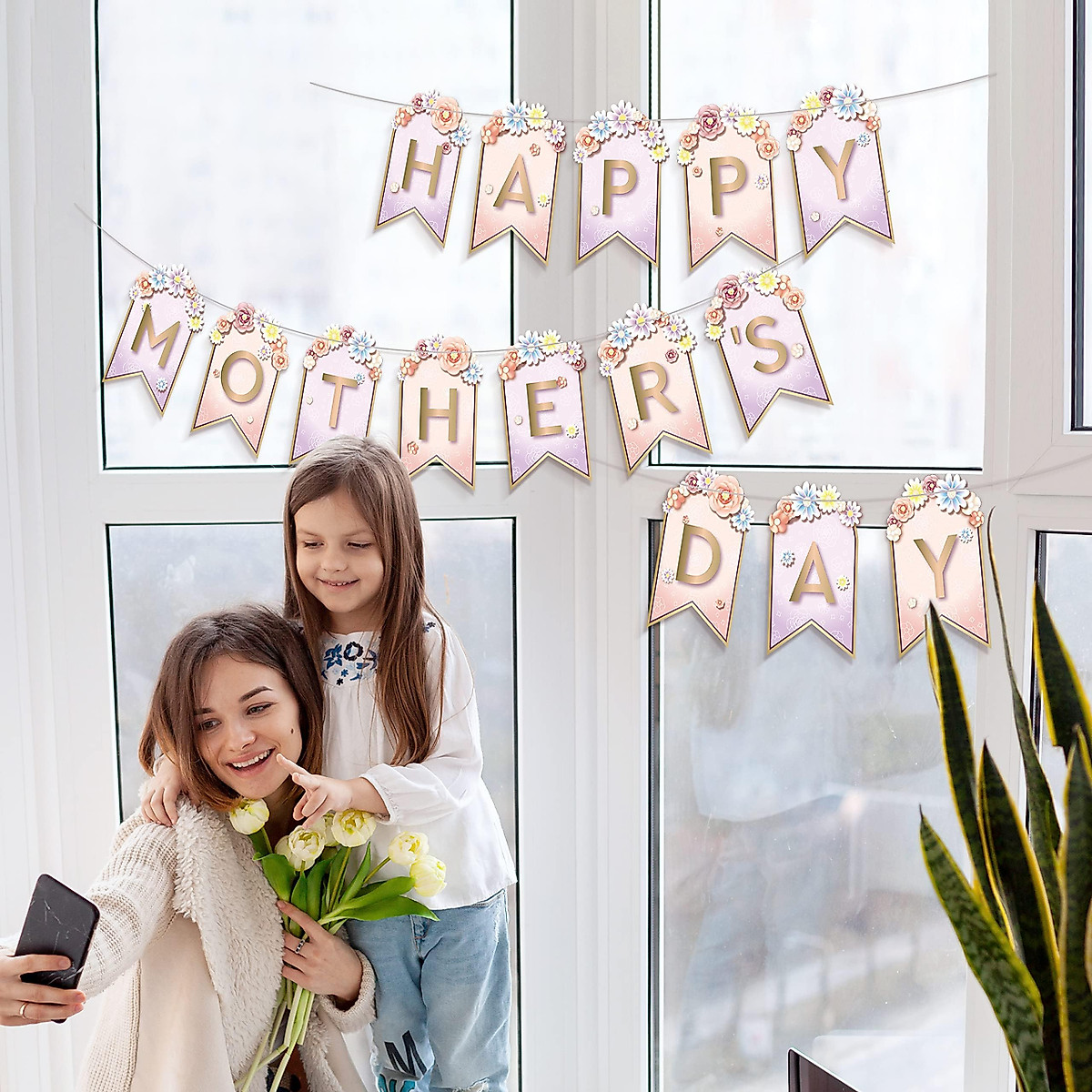Pink Flower Happy Mother's Day Banner for Mothers Day Party Decoration Fishtail Flag Banner for Mother Party Supplies