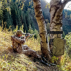 YUNVI 2 Pack Treestands Strap Gear Hangers with 12 Hooks,Hunting Tree Stand Bow & Gear Hanger,Saddle Hunting and Gear Equipment Hanger,Tree Stand Accessories Strap for Bow Arrows Bag