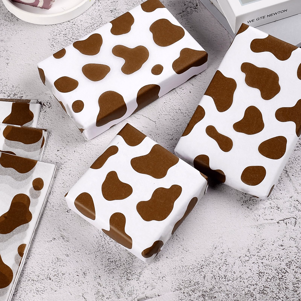 Bolsome 100 Sheets 20 x 14 Inch Brown Cow Print Tissue Paper Highland Cow Print Tissue Paper for for Gift Wrapping, Birthday, Baby Shower, Cow Theme Party DIY Craft