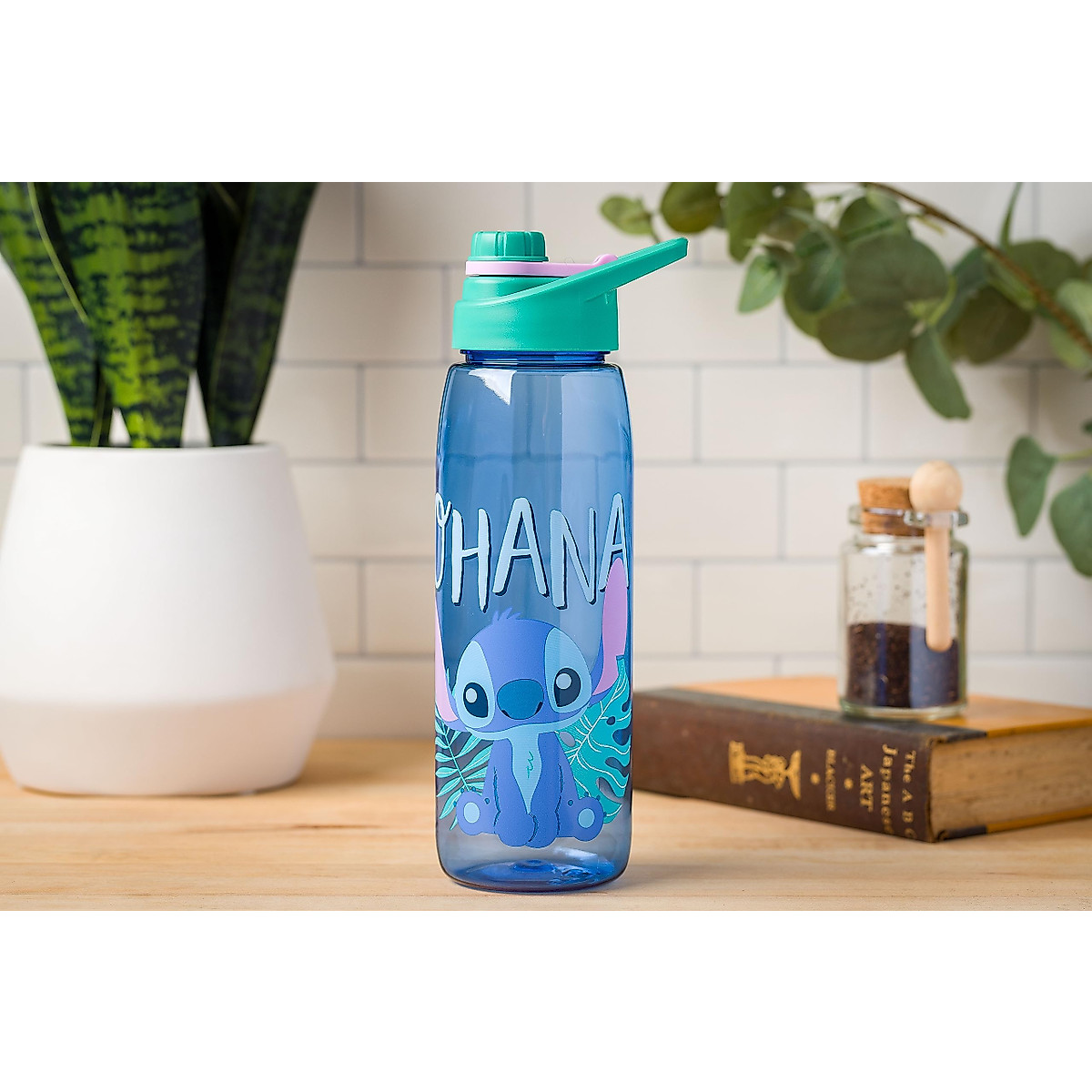 Silver Buffalo Disney Lilo and Stitch Ohana Cute Stitch Water Bottle with Screw-On Lid, 28 Ounces