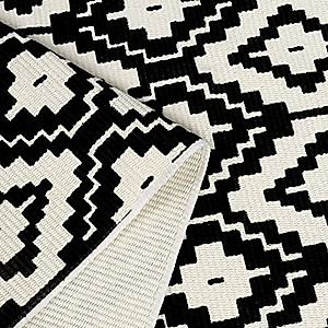 Uphome Indoor Outdoor Doormat 2’x3’ Boho Cotton Area Rug Hand Woven Moroccan Geometric Throw Rugs Machine Washable Farmhouse Rug Carpet for Entryway Porch Living Room Laundry Kitchen,Black and Cream