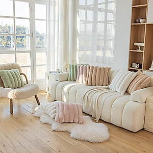 SONAICHTE Faux Fur Pillow Cover Decorative Throw Pillow 18x18 Set of 2 White pillow covers Decor Throw Pillows for Couch Sofa Bedroom