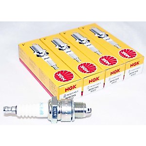 4x NGK BPR7HS Spark Plugs (6422) (NGK6422X4)