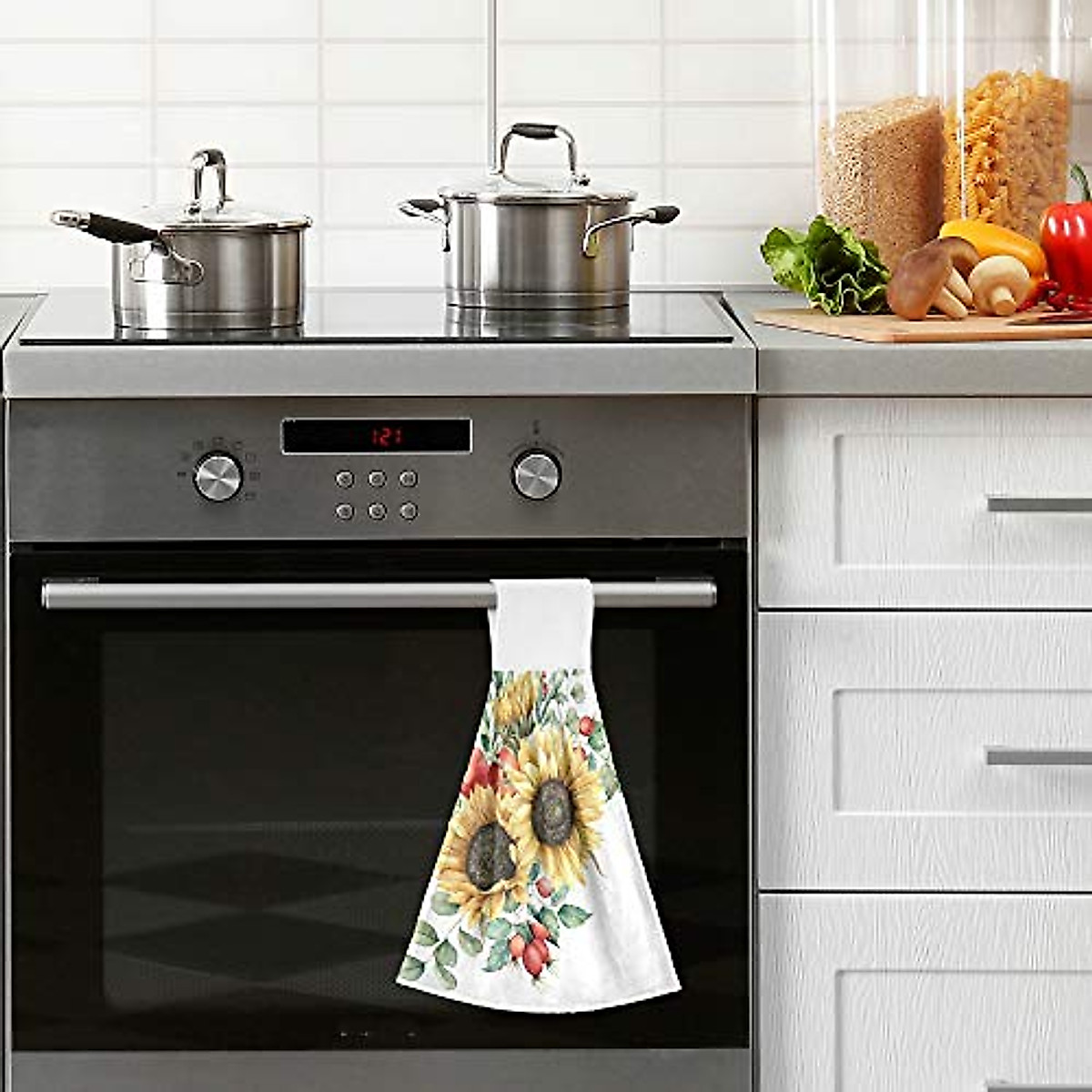 Aslsiy Summer Sunflowers Hanging Kitchen Towels Hand Tie Towel Fast Drying Dish Towel Tea Towels for Kicthen Bath Tabletop Gym Home Decor Set of 2