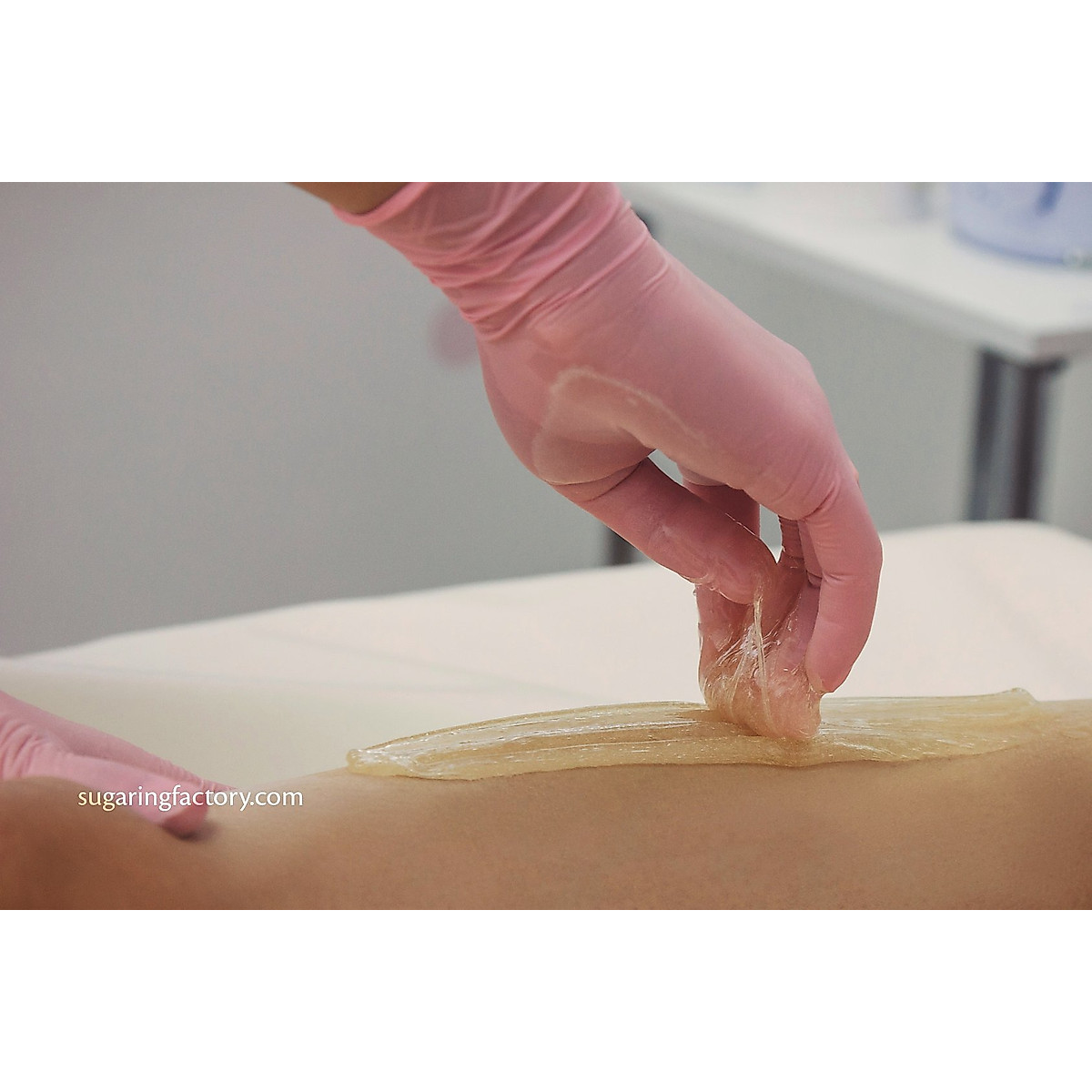 Sugaring Paste Luxury PRO Organic Hair Removal - MEDIUM Paste for All body parts 40 oz / 2.5 lbs - Sugar Wax Hair Remover - PROFESSIONAL SKILLS REQUIRED