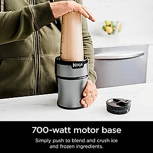 Ninja BN300 Nutri-Blender 900-Peak-Watt Personal Blender, 2 Dishwasher-Safe To-Go Cups (Renewed)