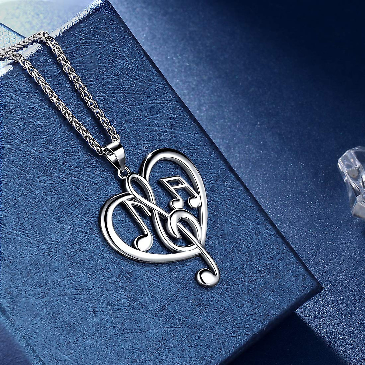 beautlace Women's Musical Note Necklace Silver Plated Love Heart Treble Clef Music Note Pendant Jewelry Gifts for Music Lover KP0057W
