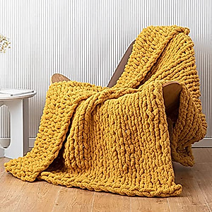 PRELGOSP Chunky Knit Blanket, Handmade Giant Knitted Blanket, Soft Thick Warm Knit Blanket Throw for Bed Chair Couch Sofa, Yoga Mat Rug Home Decor Gift, Machine Washable,Brown,40x60cm