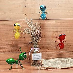 Cruis Cuka Metal Yard Art Garden Decorative Cute Ant Outdoor Wall Sculptures-Set of 4