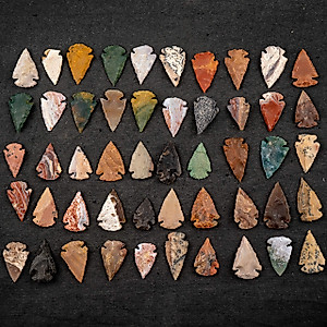 KVK Crystals Lot of 50 Indian Arrowheads Agate Chert Flint New Project Points 1 1/2" L