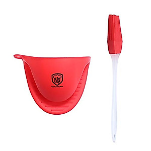 Premium Spaghetti Spoon Server Set - Stainless Steel Slotted Pasta Spoon and Fork with Comfortable Grip Design - Ideal for Serving and Straining Spaghetti, Noodles, and More - Set of 2 With Bonus Gift