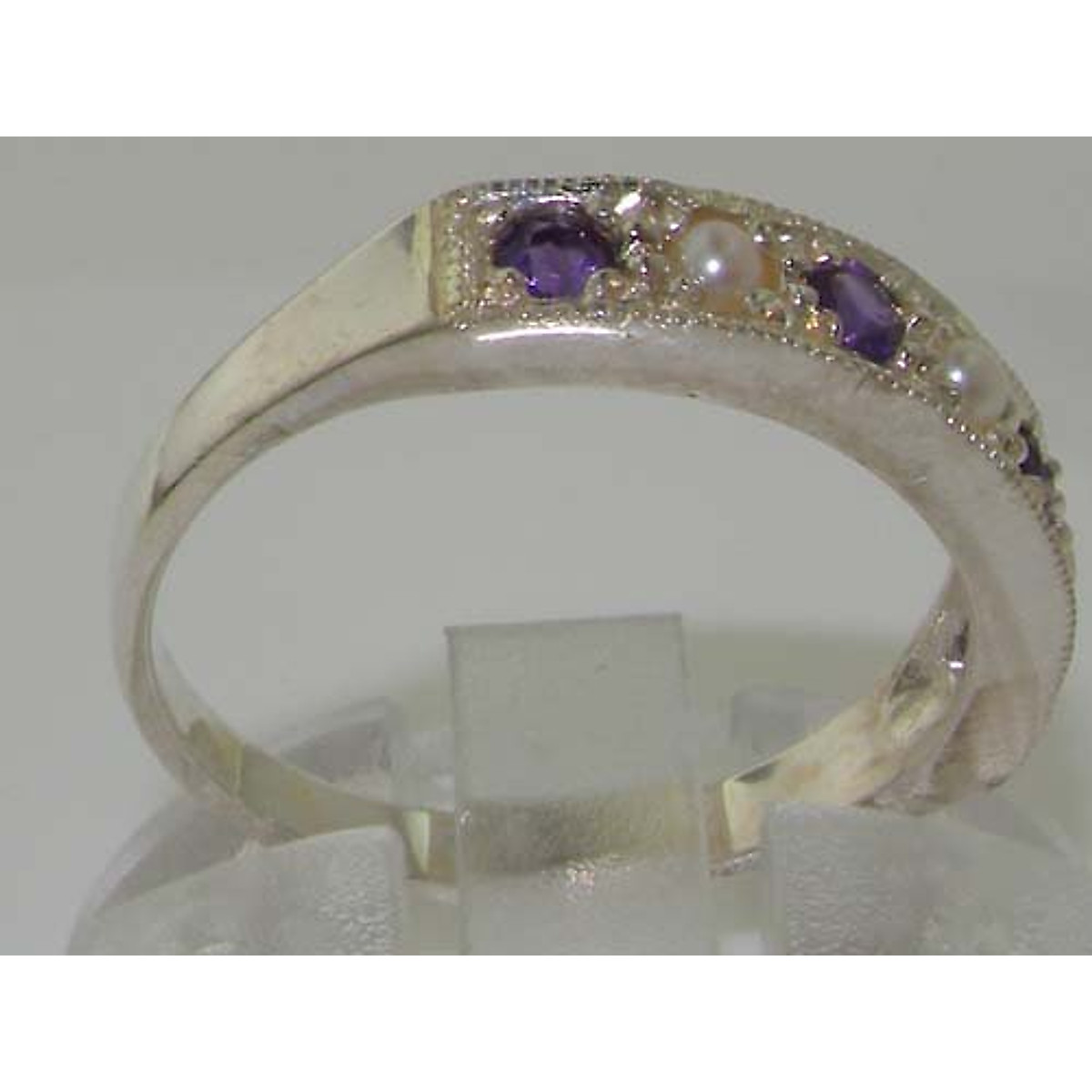 LetsBuyGold 925 Sterling Silver Cultured Pearl and Amethyst Womens Band Ring - Sizes 4 to 12 Available