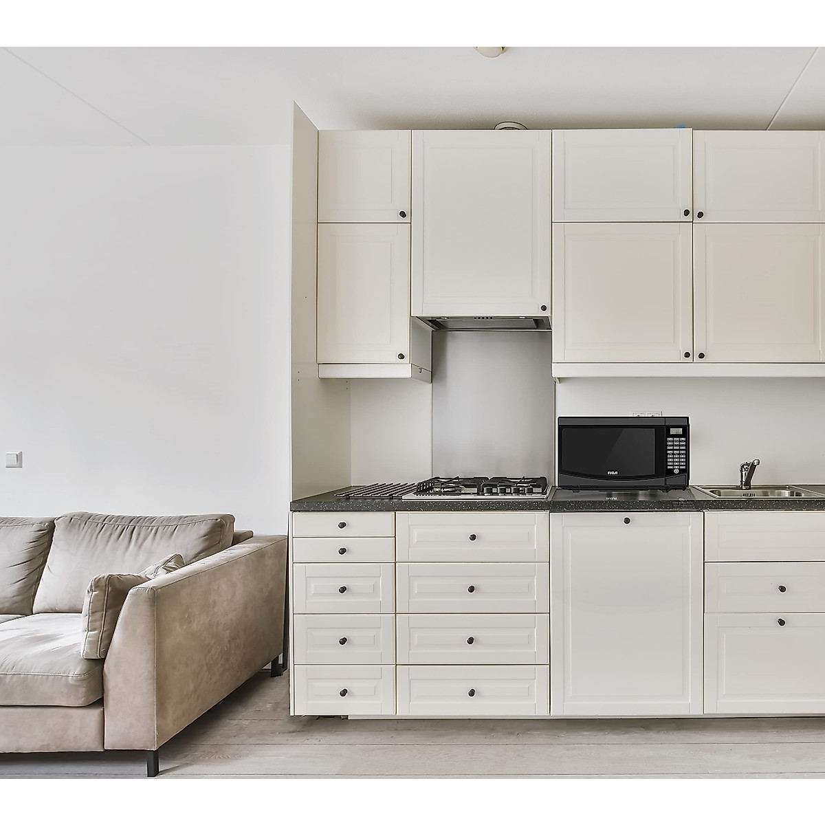 RCA 0.7 Cu. Ft. Microwave Oven - Small Microwave Oven Compact Microwave Ovens for Small Spaces, Countertop, Apartment 700 Watt Microwave - Black