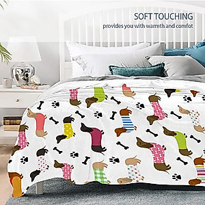 Acomfykets Dachshund Blanket Gift for Girls Boys, Dog Throw Blanket Gift for Kids Super Cozy Lightweight Flannel Paw Throws Bone Blankets for Bed Sofa Couch 40x50Inch