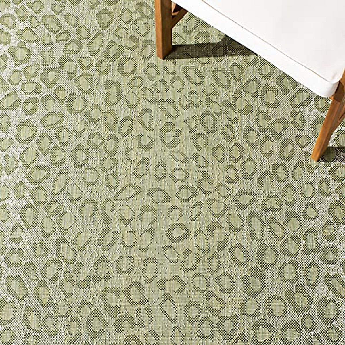 SAFAVIEH Courtyard Collection Runner Rug - 2'3" x 12', Light Green & Ivory, Leopard Print Design, Non-Shedding & Easy Care, Indoor/Outdoor & Washable-Ideal for Patio, Backyard, Mudroom (CY6100-52712)