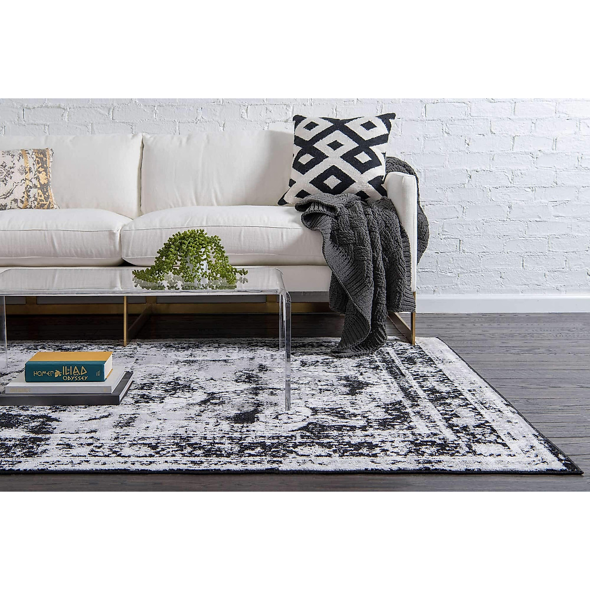Unique Loom Sofia Collection Area Rug - Salle Garnier (7' 10" x 10' Rectangle, Black/ Ivory)